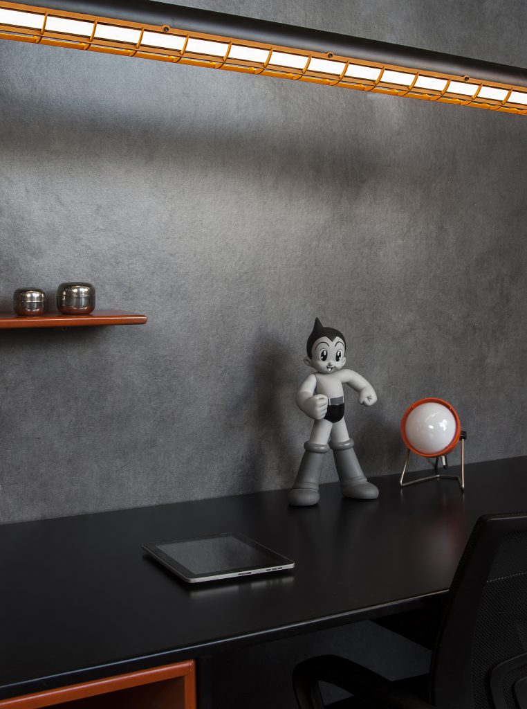 Astro – Studio Beam